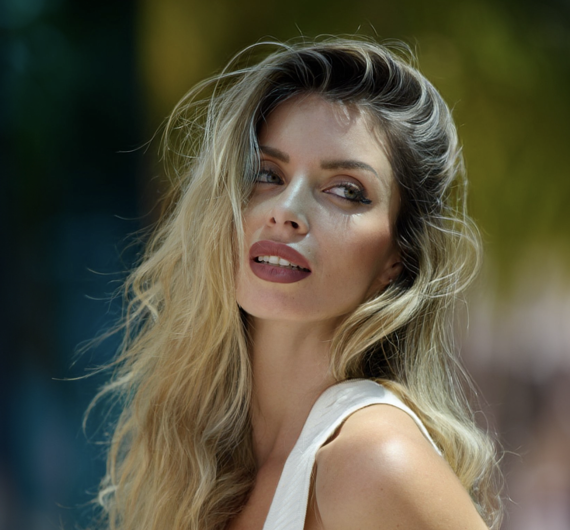 Gina - Nicole Shelley Models